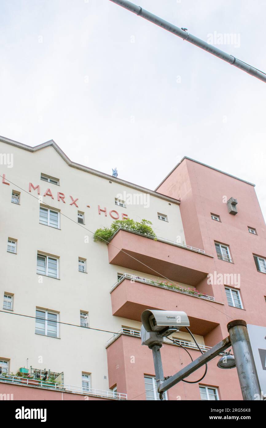 Vienna, Austria. 06 August 2023: Karl Marx-Hof housing complex and the ...