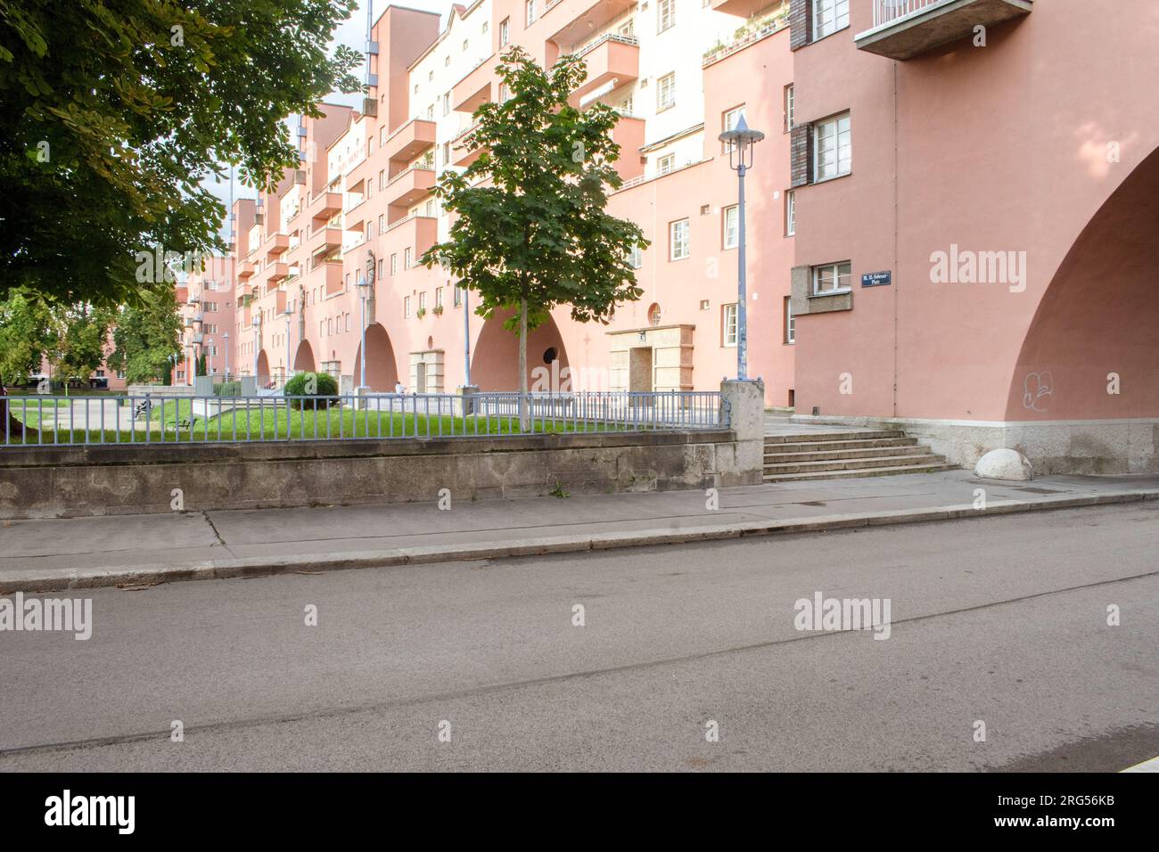Vienna, Austria. 06 August 2023: Karl Marx-Hof housing complex and the ...