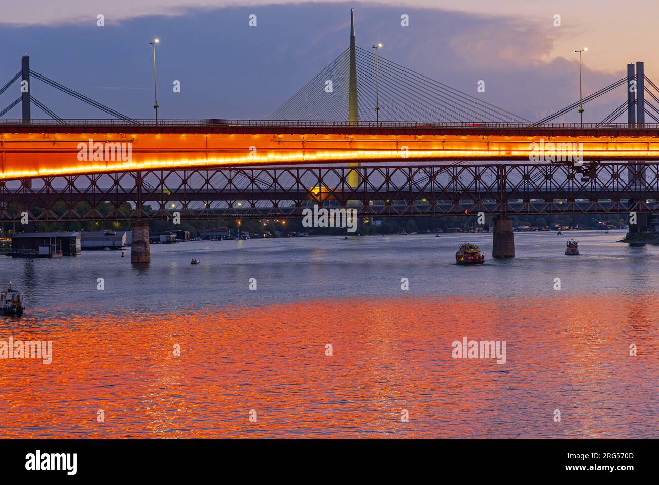 Gazela bridge belgrade hi-res stock photography and images - Alamy