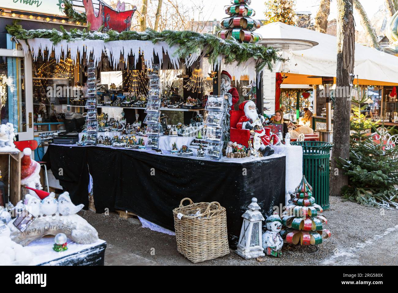 Christmas decorations. Decorated streets for Christmas. Copenhagen ...