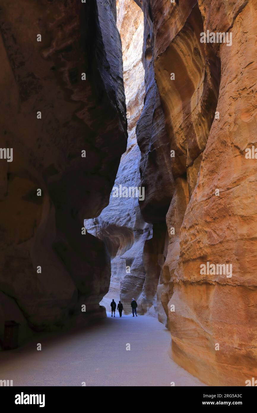 the Al-Siq, the Main Entrance Canyon to Petra, Jordan, Middle East ...