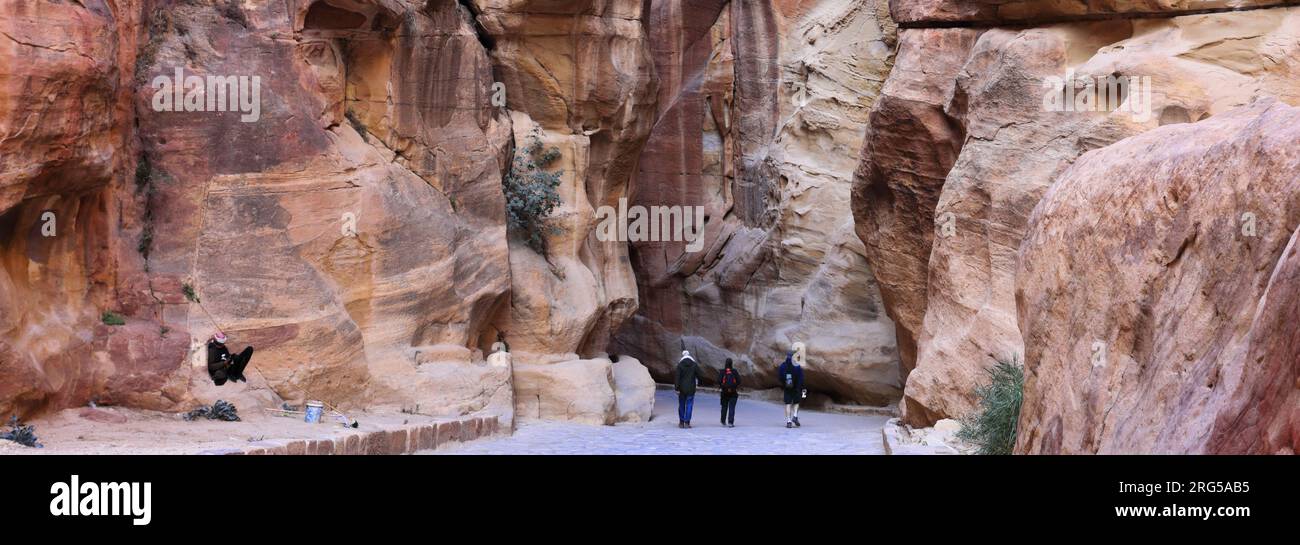 the Al-Siq, the Main Entrance Canyon to Petra, Jordan, Middle East ...