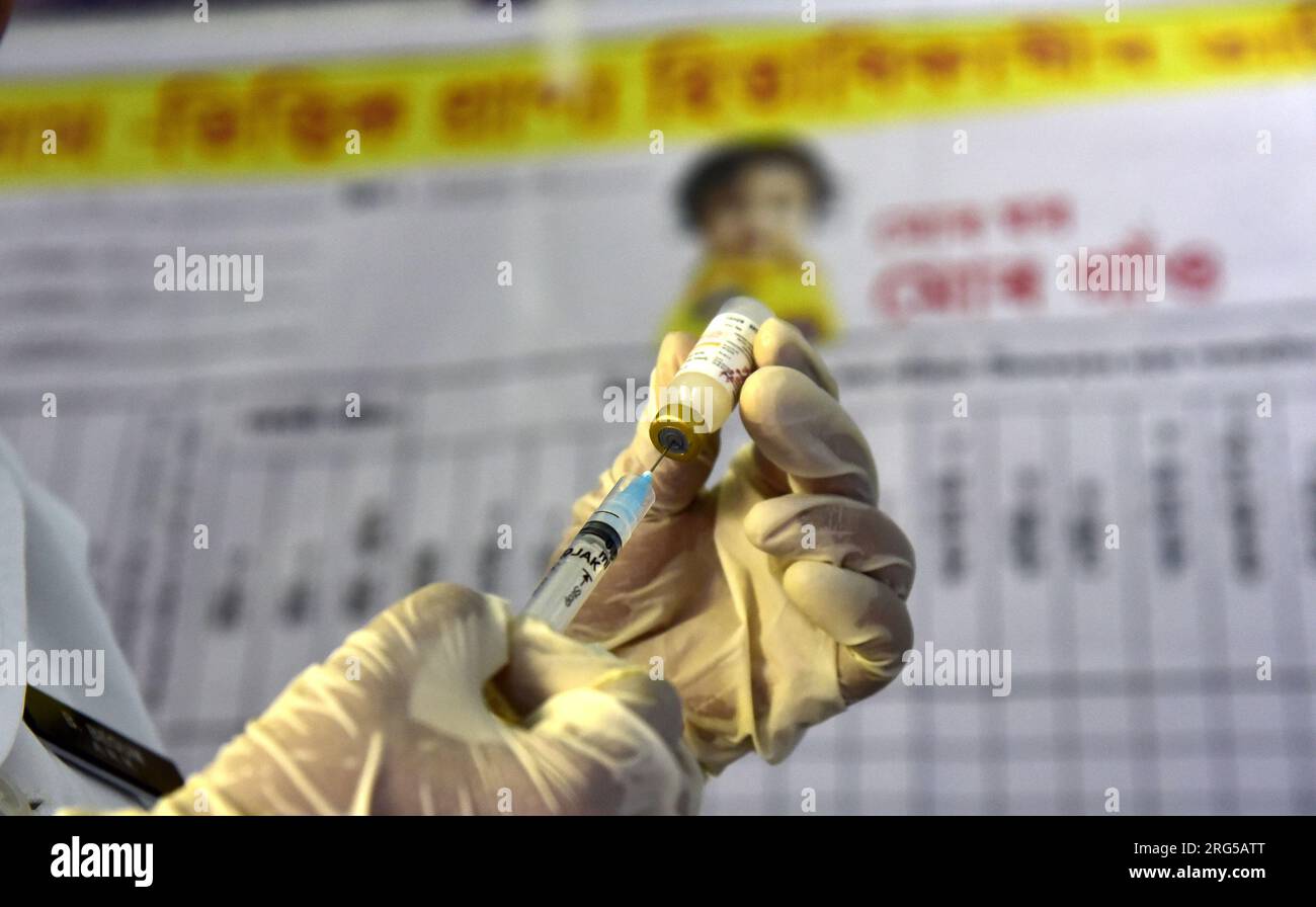 Guwahati, Guwahati, India. 7th Aug, 2023. A nurse gets ready to inject ...