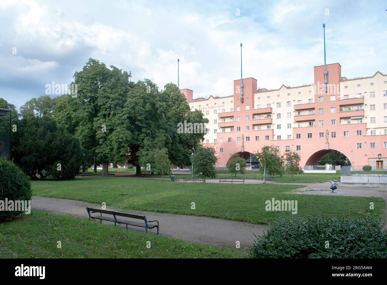 Vienna, Austria. 06 August 2023: Karl Marx-Hof housing complex and the ...