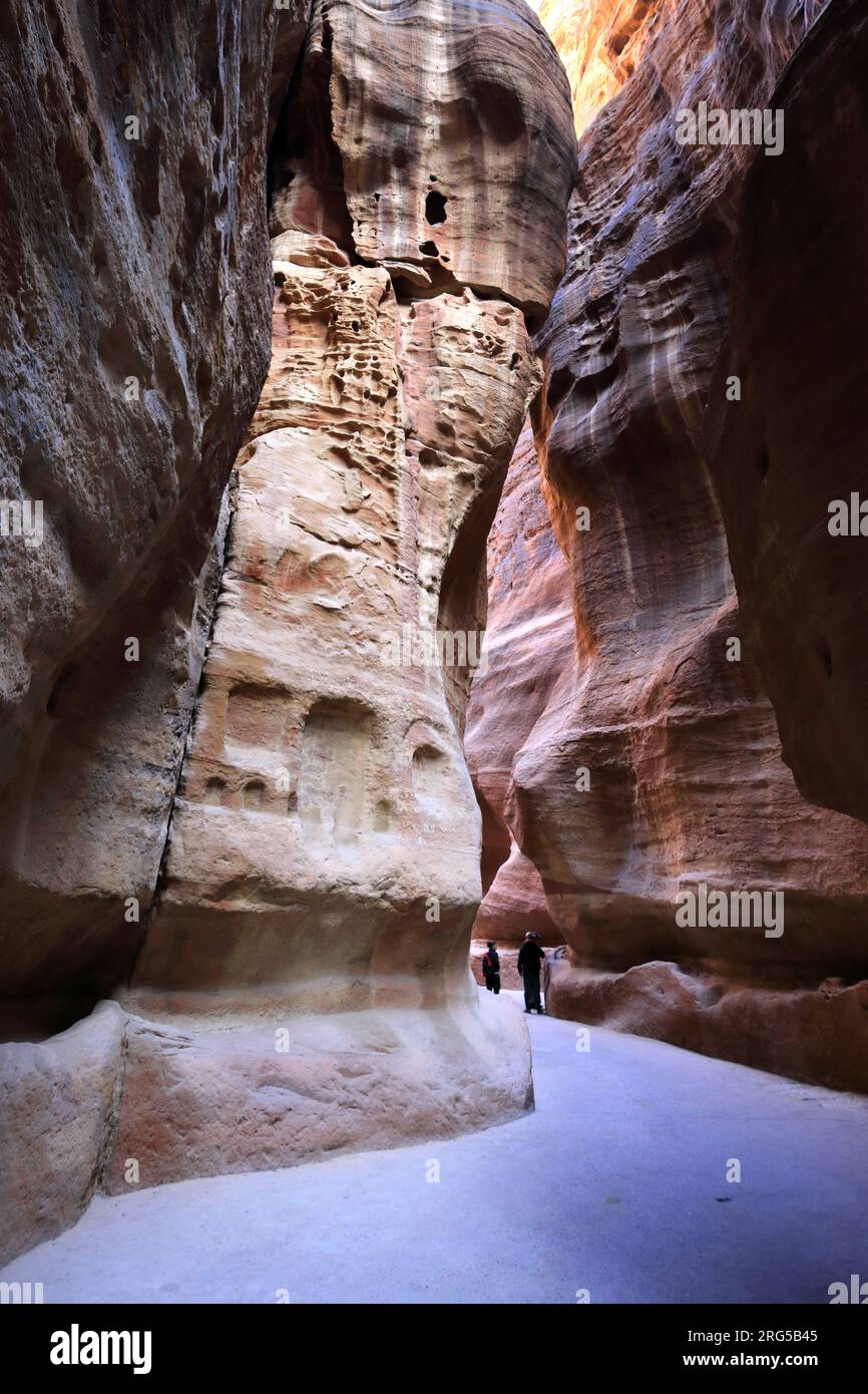 the Al-Siq, the Main Entrance Canyon to Petra, Jordan, Middle East ...