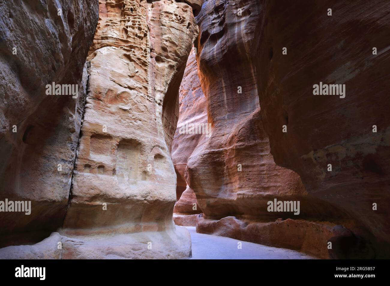 the Al-Siq, the Main Entrance Canyon to Petra, Jordan, Middle East ...
