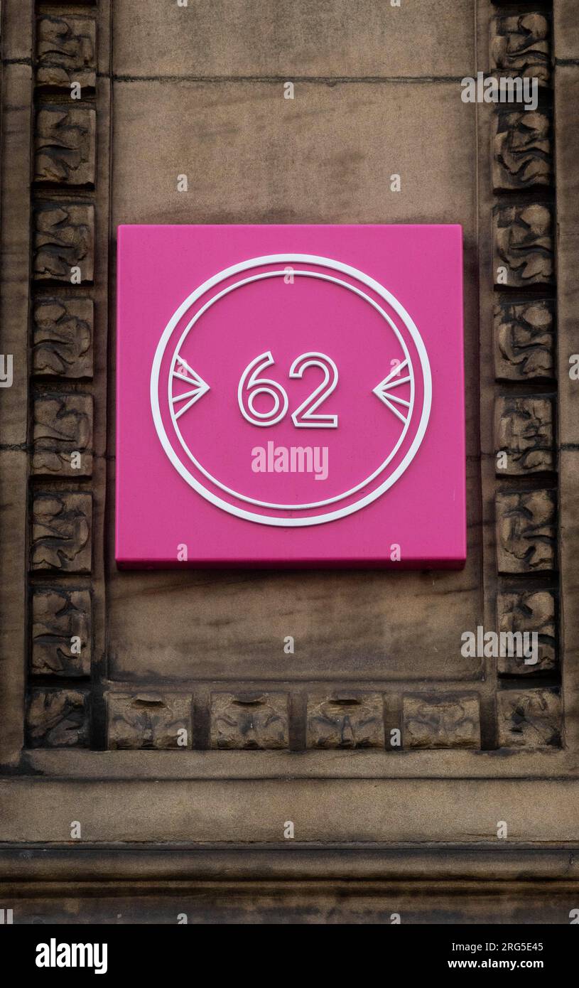 Pink castle hotel hi-res stock photography and images - Alamy