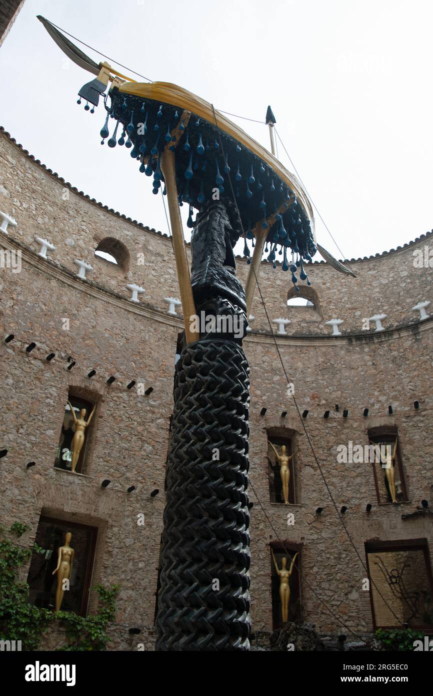 Landscape of statues in interior of Salvador Dali Theater Museum in ...
