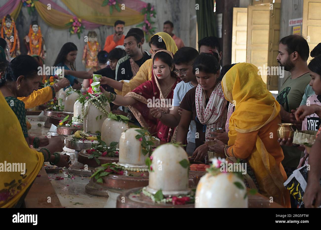 Month of shrawan hi-res stock photography and images - Alamy