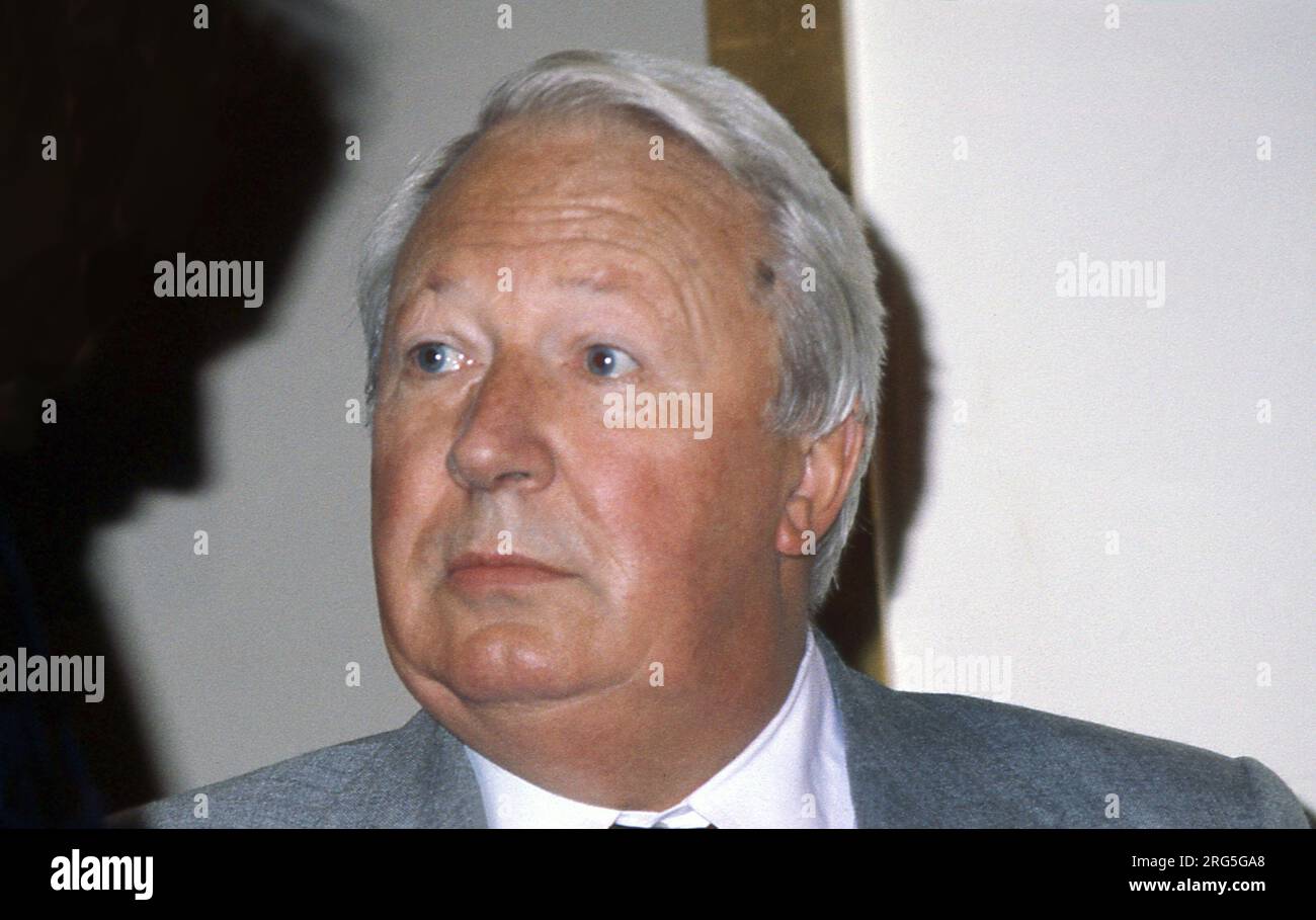 Sir edward heath hi-res stock photography and images - Alamy