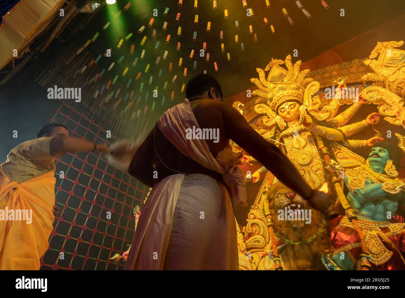 Howrah, West Bengal, India - 3rd October, 2022 : Hindu Priests ...