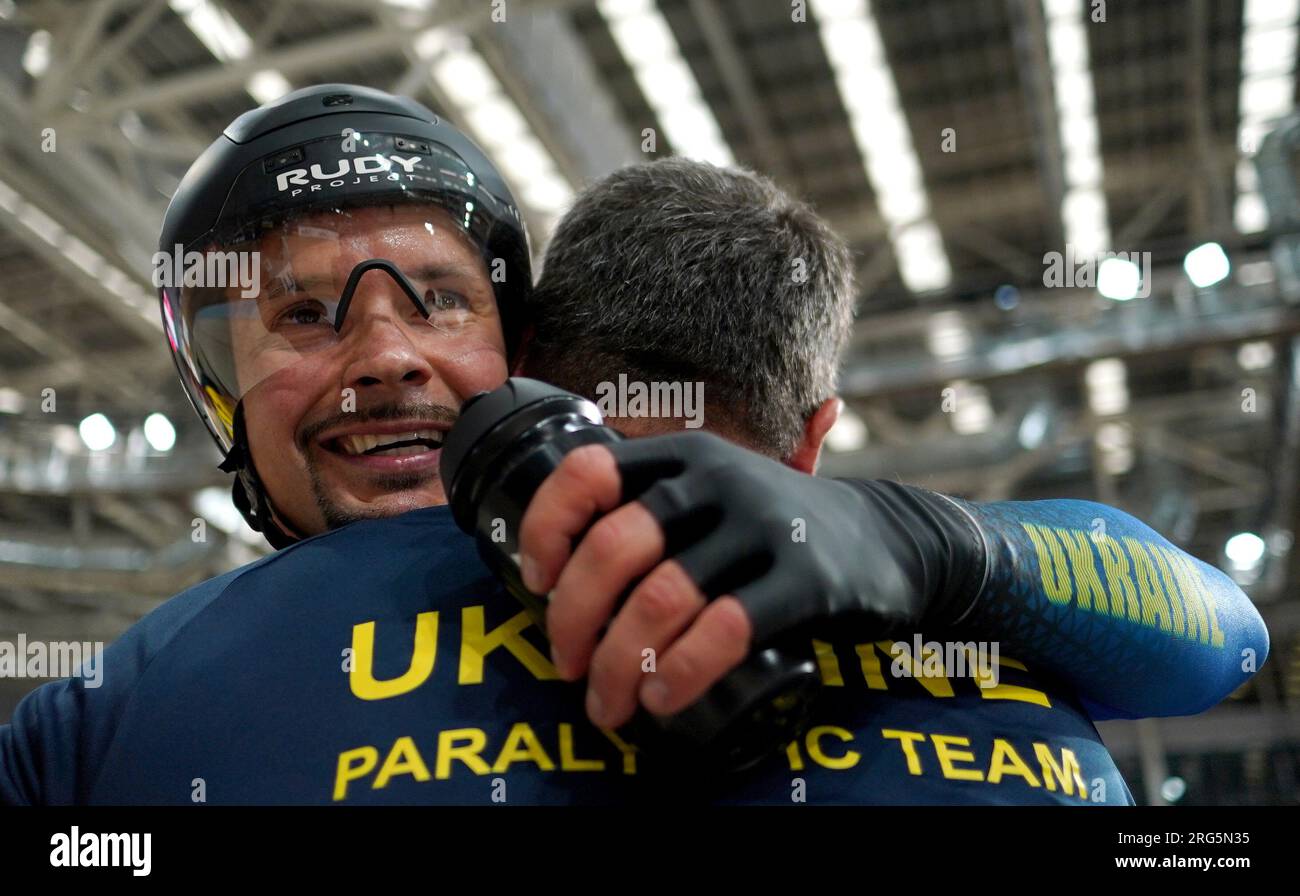 Ukraine's Yehor Dementyev celebrates winning gold in the Men's C5 ...