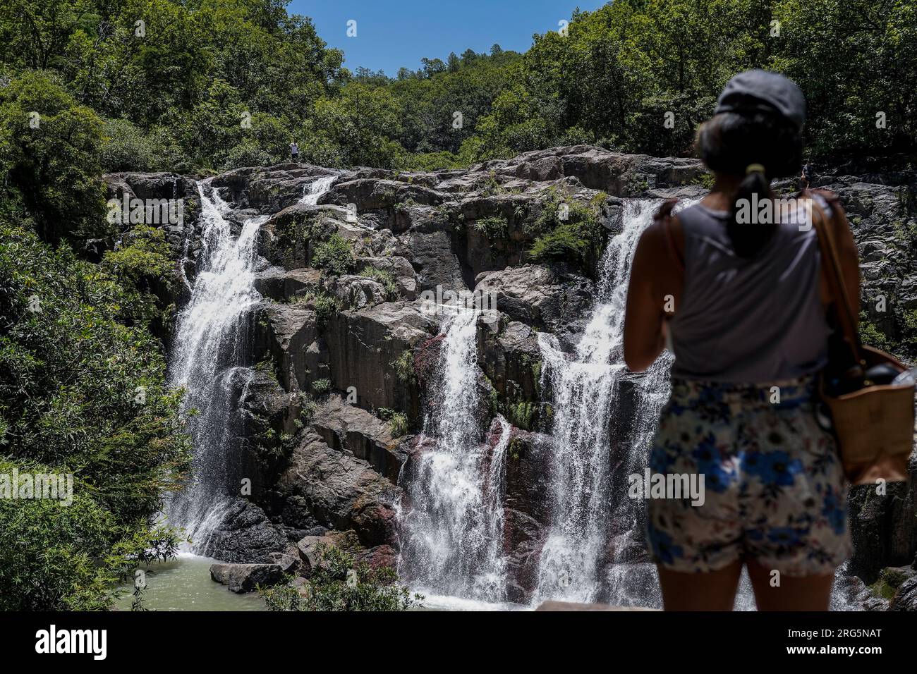 Arambala, El Salvador. 05th Aug, 2023. A woman enjoys the view of a ...