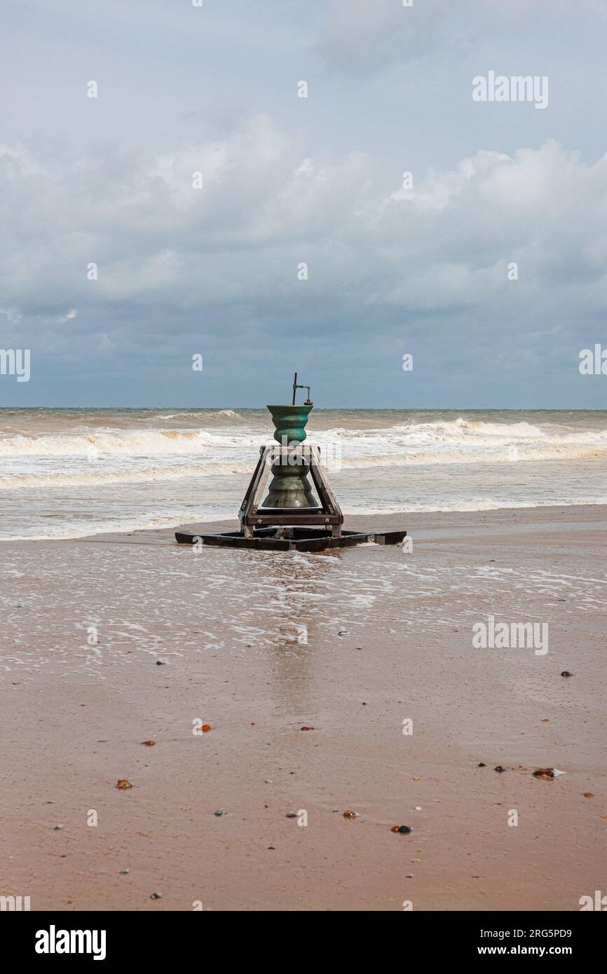 Happisburgh Time and Tide Bell A giant bell that chimes when the tide ...