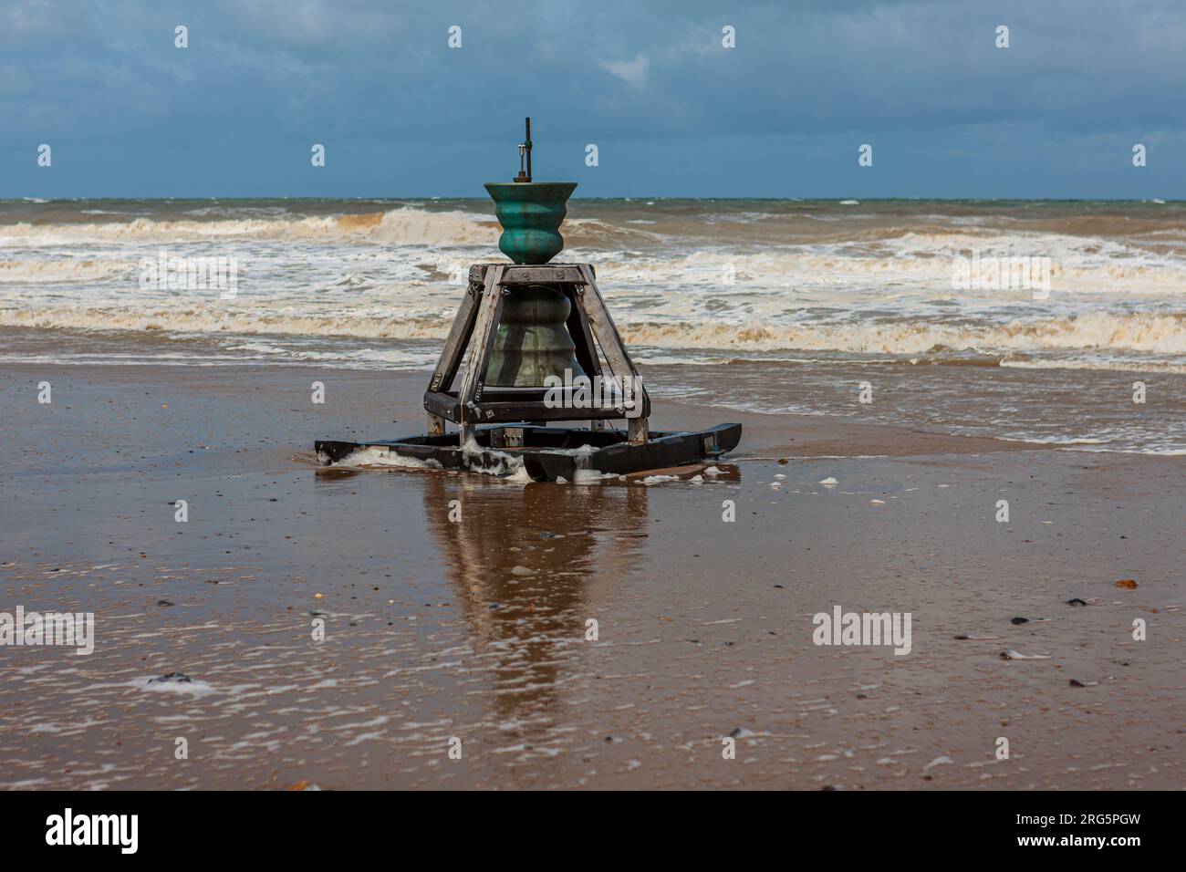 Giant bell hi-res stock photography and images - Alamy
