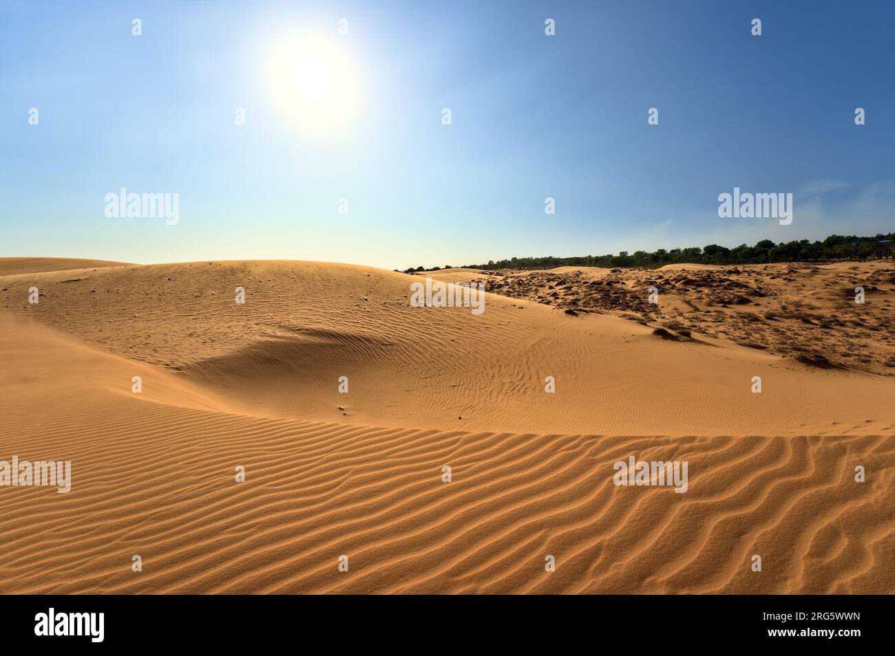 Beautiful Landscape Desert, Red Sand Dunes of Mui Ne, Vietnam Stock ...