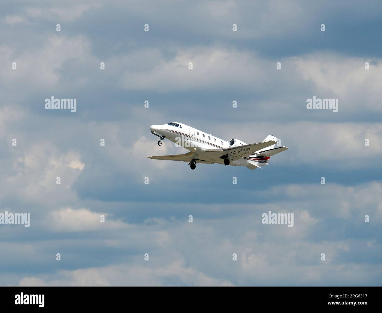 Cessna Citation Excel airplane, Cargo hill, Budapest, Magyarország ...