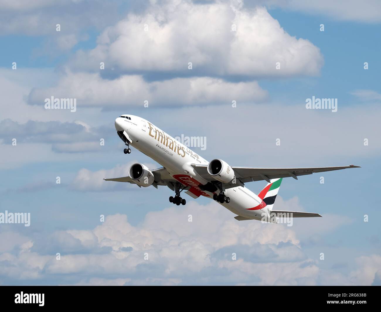 Emirates, (is the largest airline of the United Arab Emirates), Boeing ...