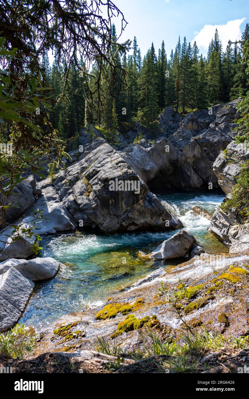 Alberta canada waterfall canadian rockies rocky mountains hi-res stock ...