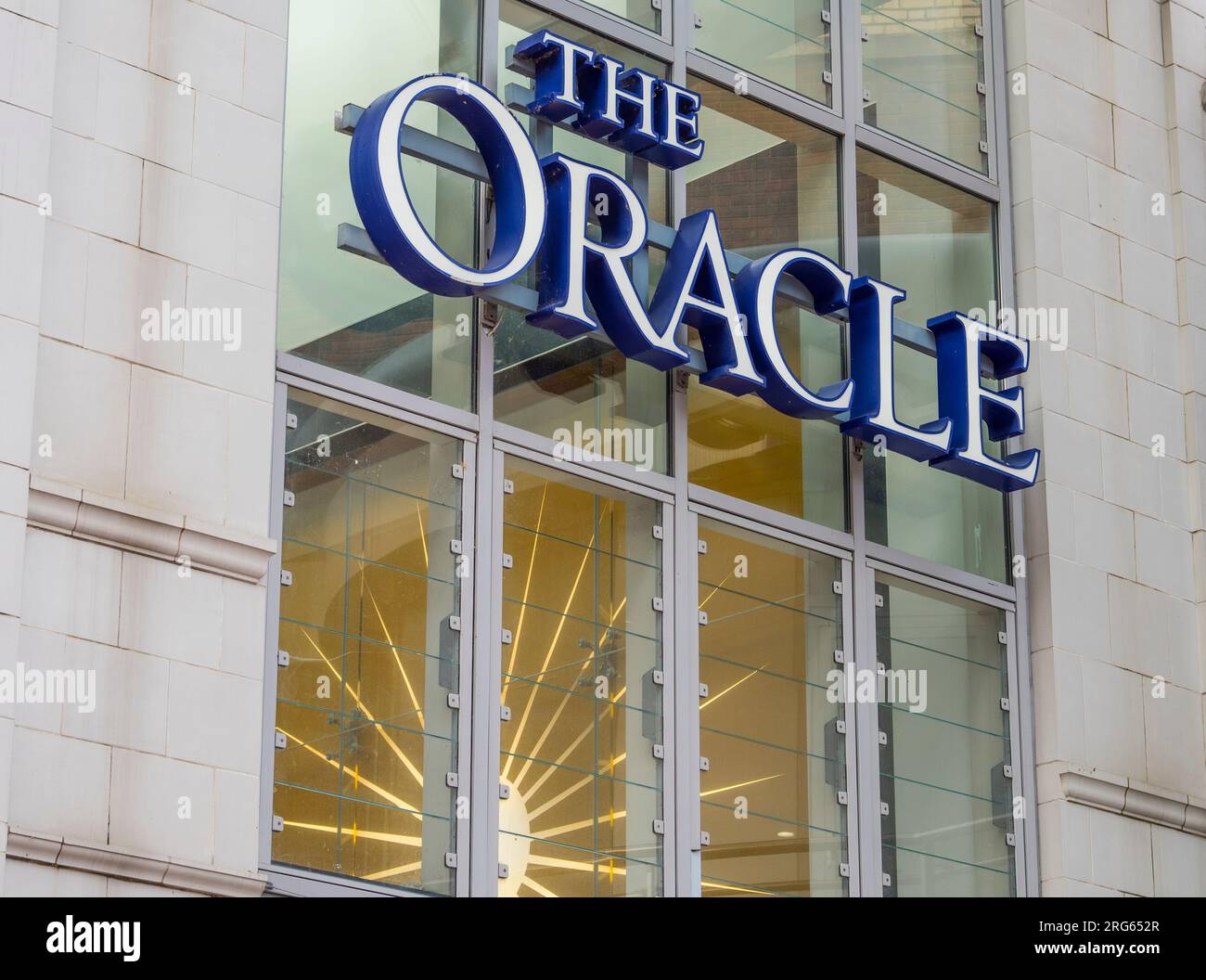 Broad Street Entrance to The Oracle Shopping Centre, Reading, Berkshire ...