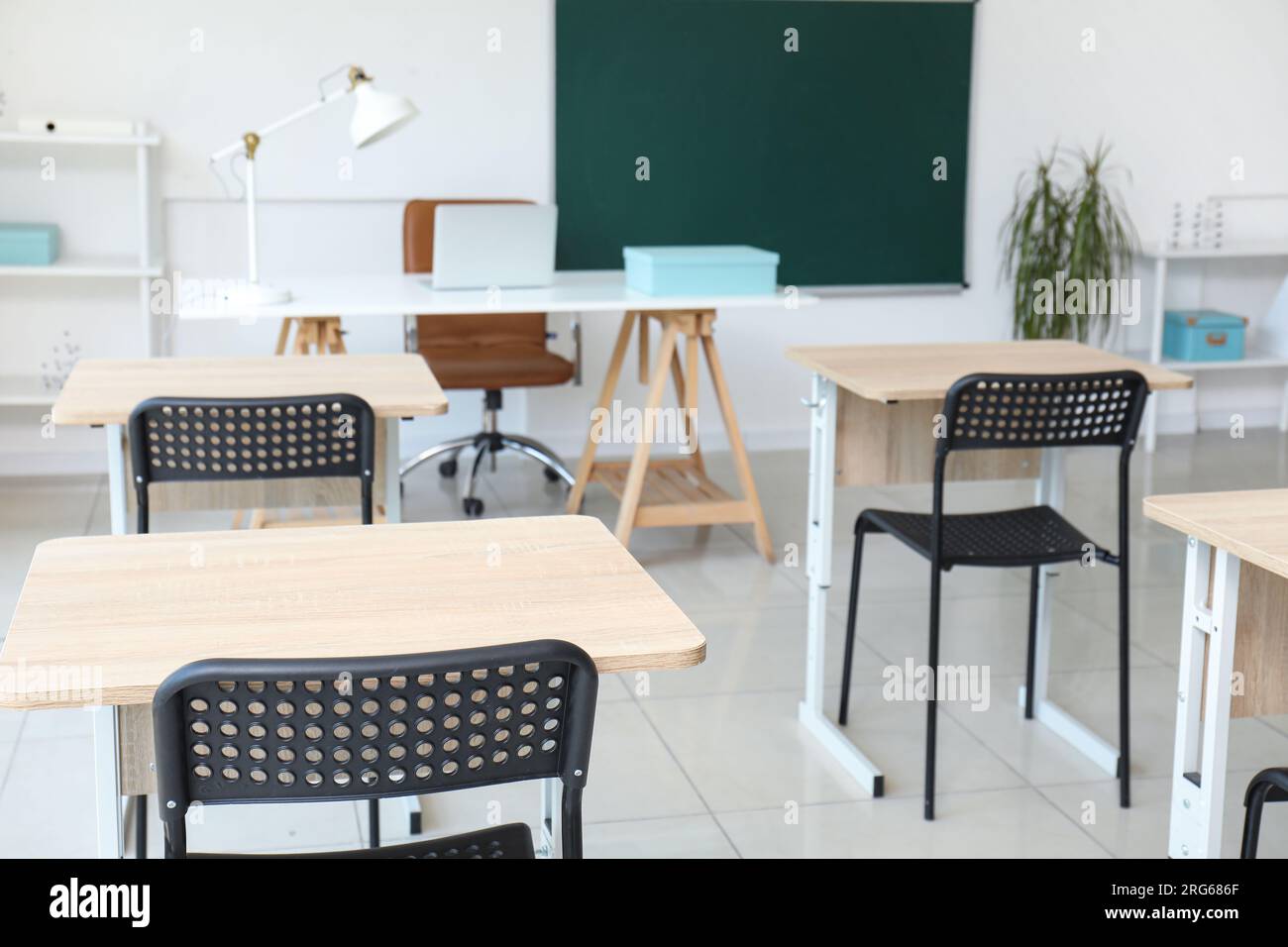 Interior of stylish modern empty classroom Stock Photo - Alamy