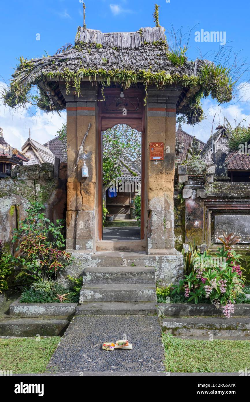 Entryway to traditional Balinese family compound, Penglipuran Village ...