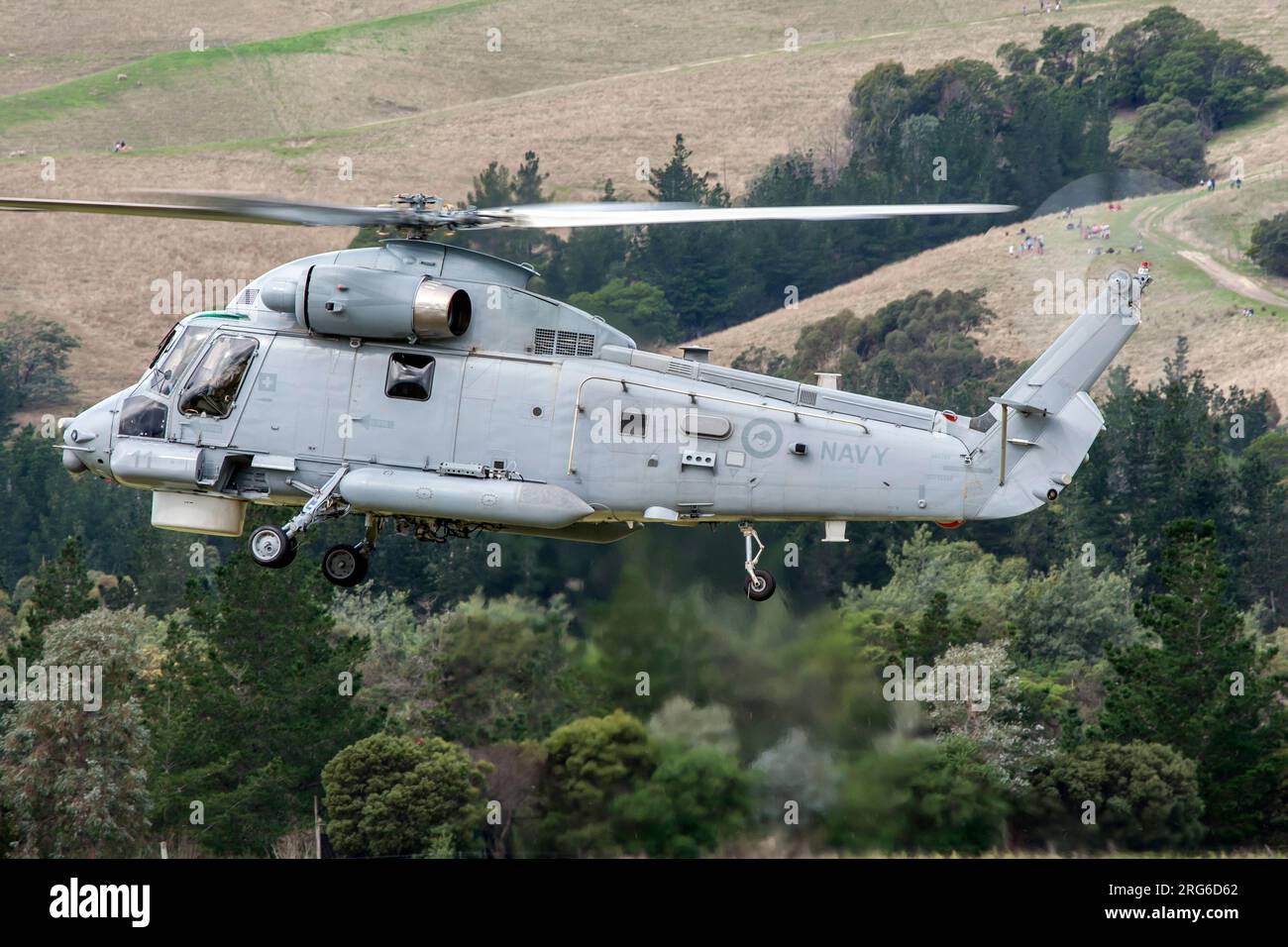 A Royal New Zealand Navy SH-2G(I) Super Seasprite in flight, New ...
