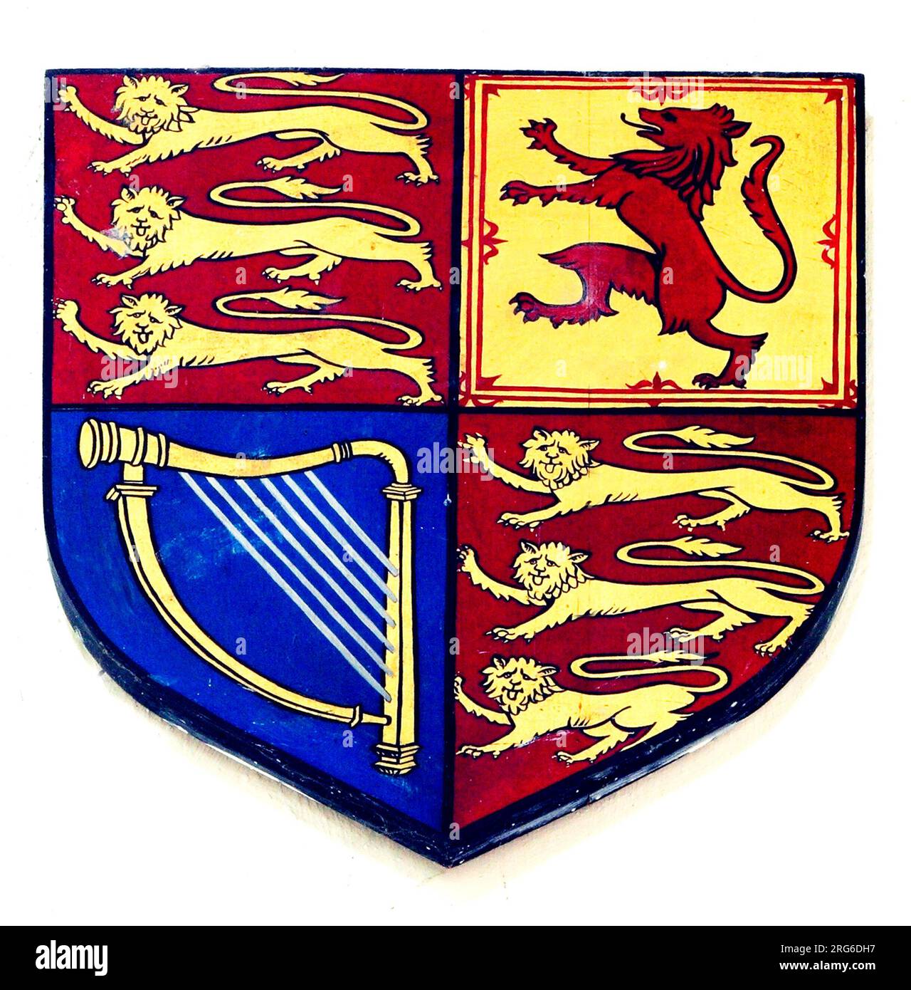 Royal coat of arms uk hi-res stock photography and images - Alamy