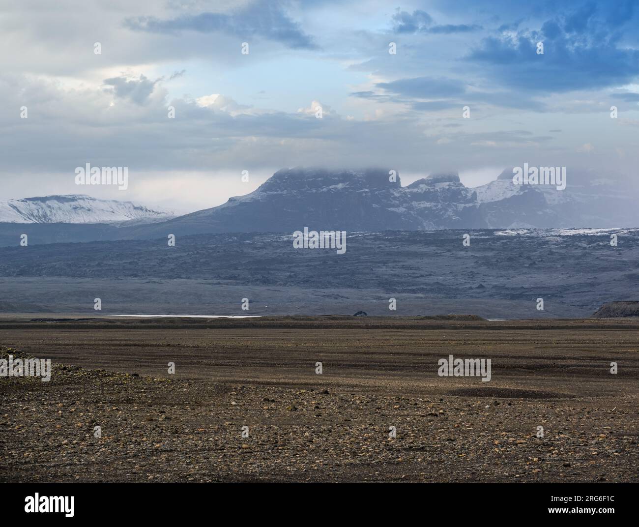 Iceland autumn tundra landscape near Haoldukvisl glacier, Iceland ...