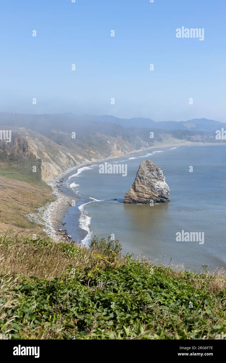 View out over the ocean, from the tip of Cape Blanco in Port Orford ...