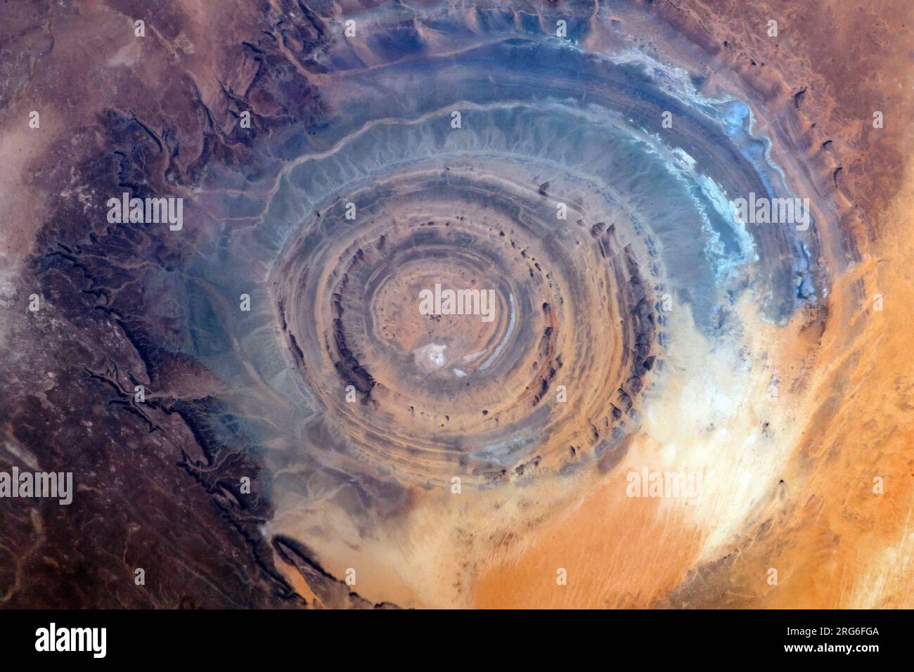 Richat structure hi-res stock photography and images - Alamy