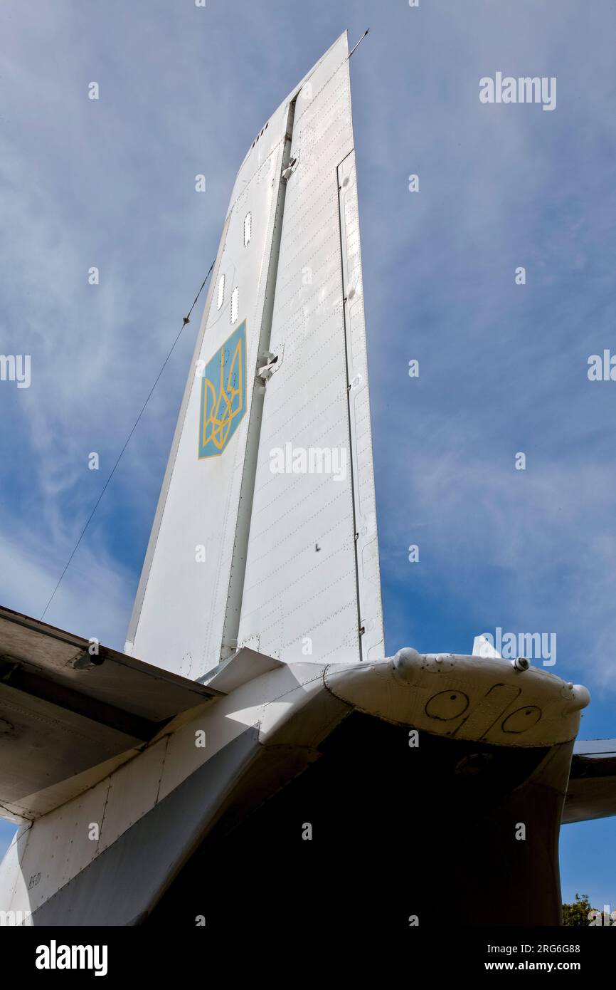 Airplane tail fin hi-res stock photography and images - Alamy