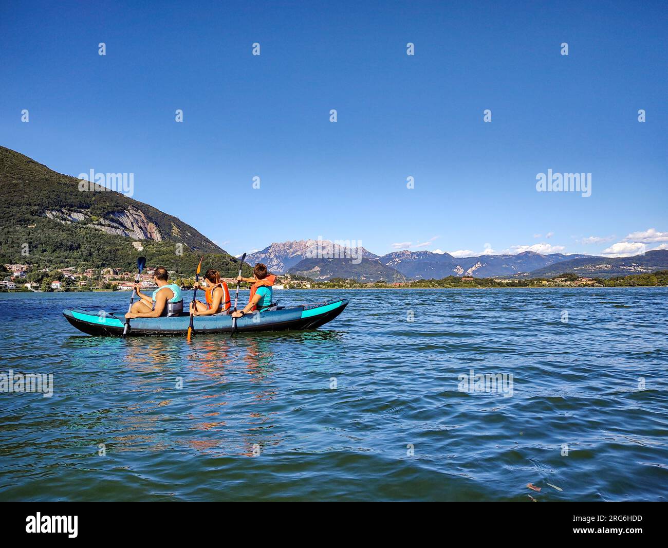 Lago di pusiano hi-res stock photography and images - Alamy
