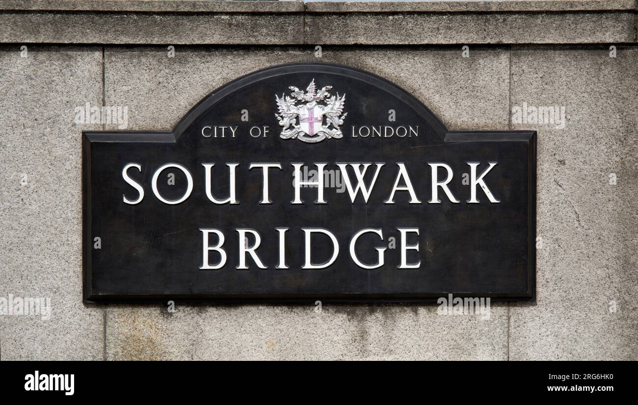 Southwark bridge sign hi-res stock photography and images - Alamy