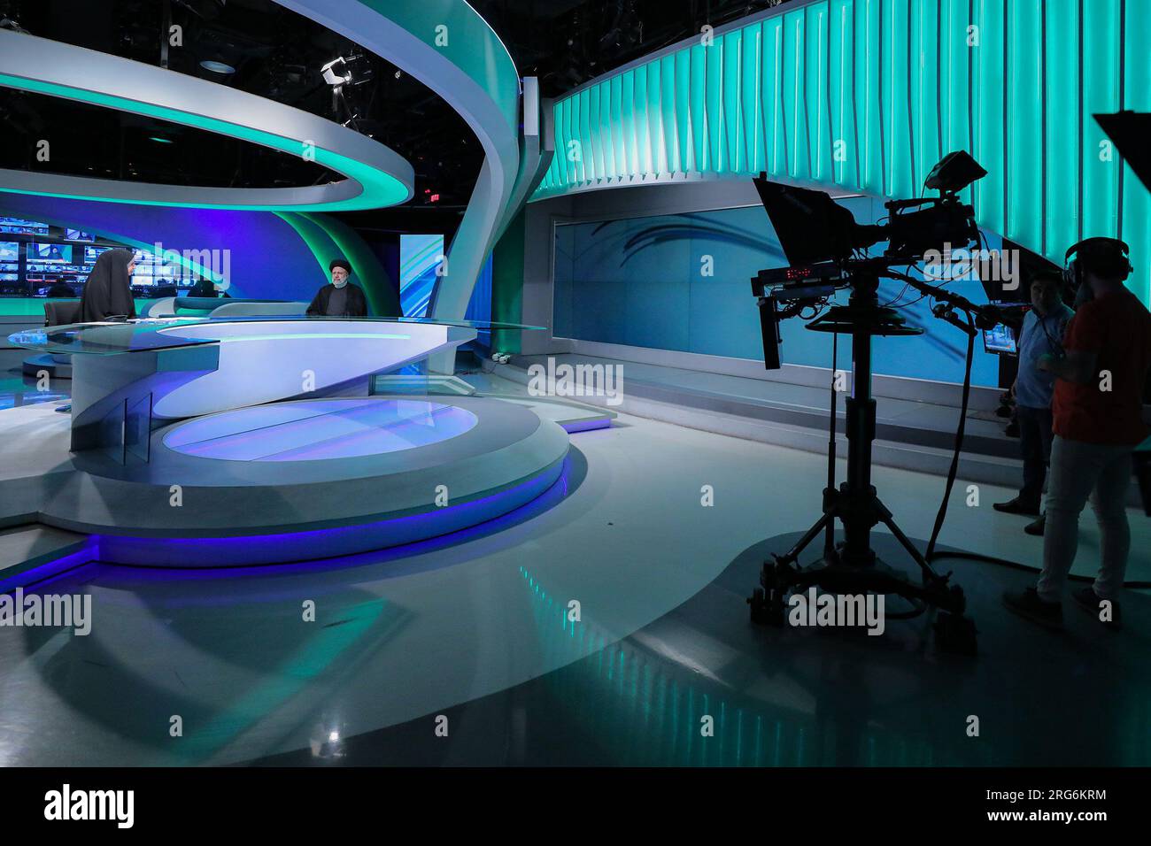 Islamic republic of iran broadcasting hi-res stock photography and ...