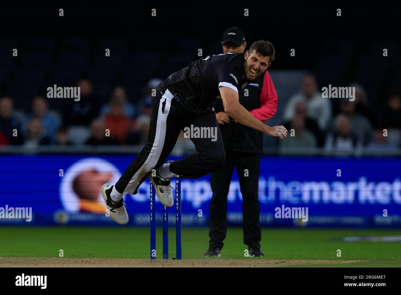 Jamie bowling hi-res stock photography and images - Alamy