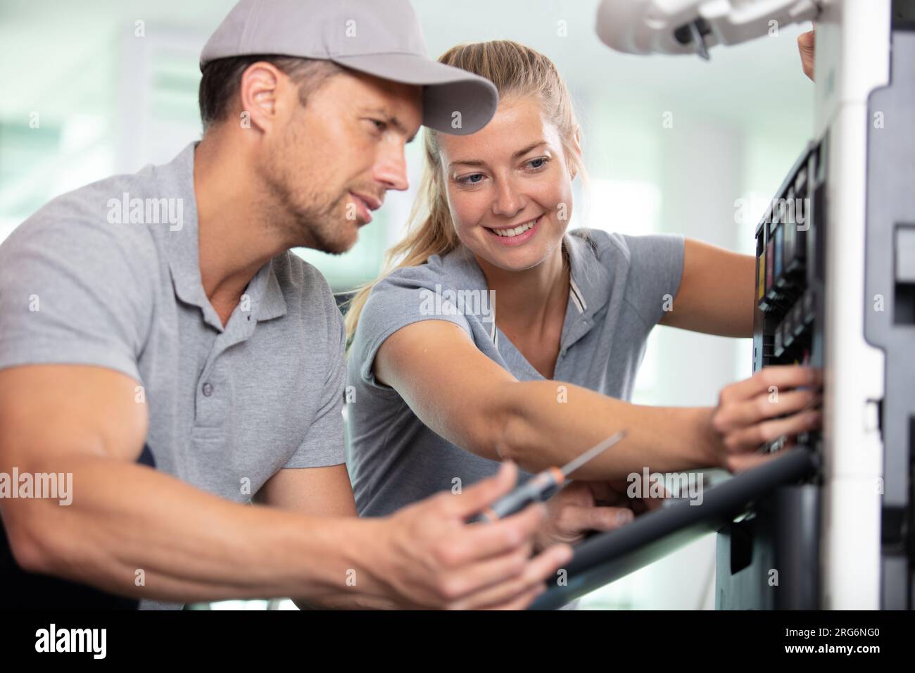 Computer repair upgrade open pc hi-res stock photography and images - Alamy