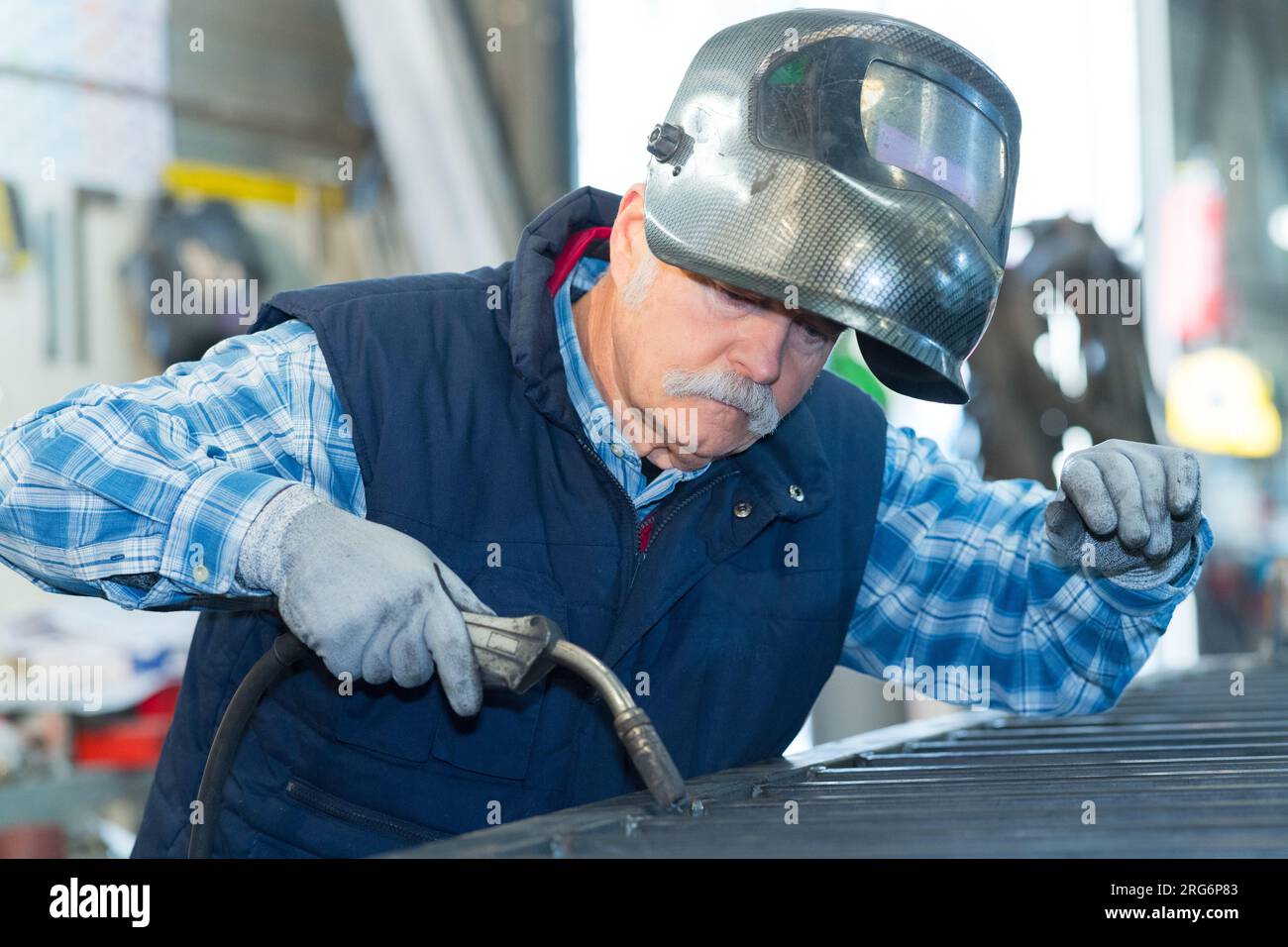 Man using torch light hi-res stock photography and images - Alamy