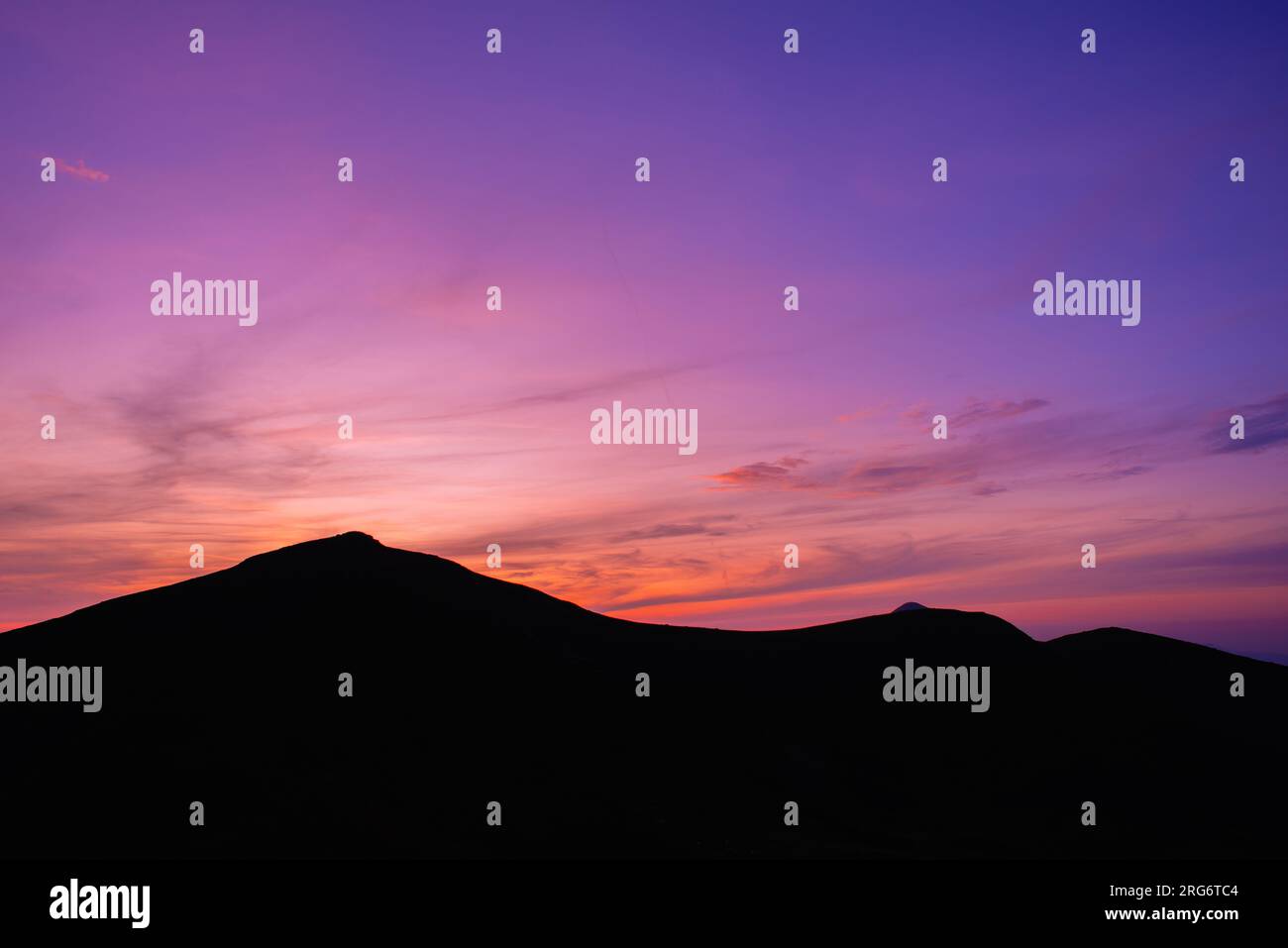 Beautiful epic sunset sky in Mountains Natural background in outdoors ...