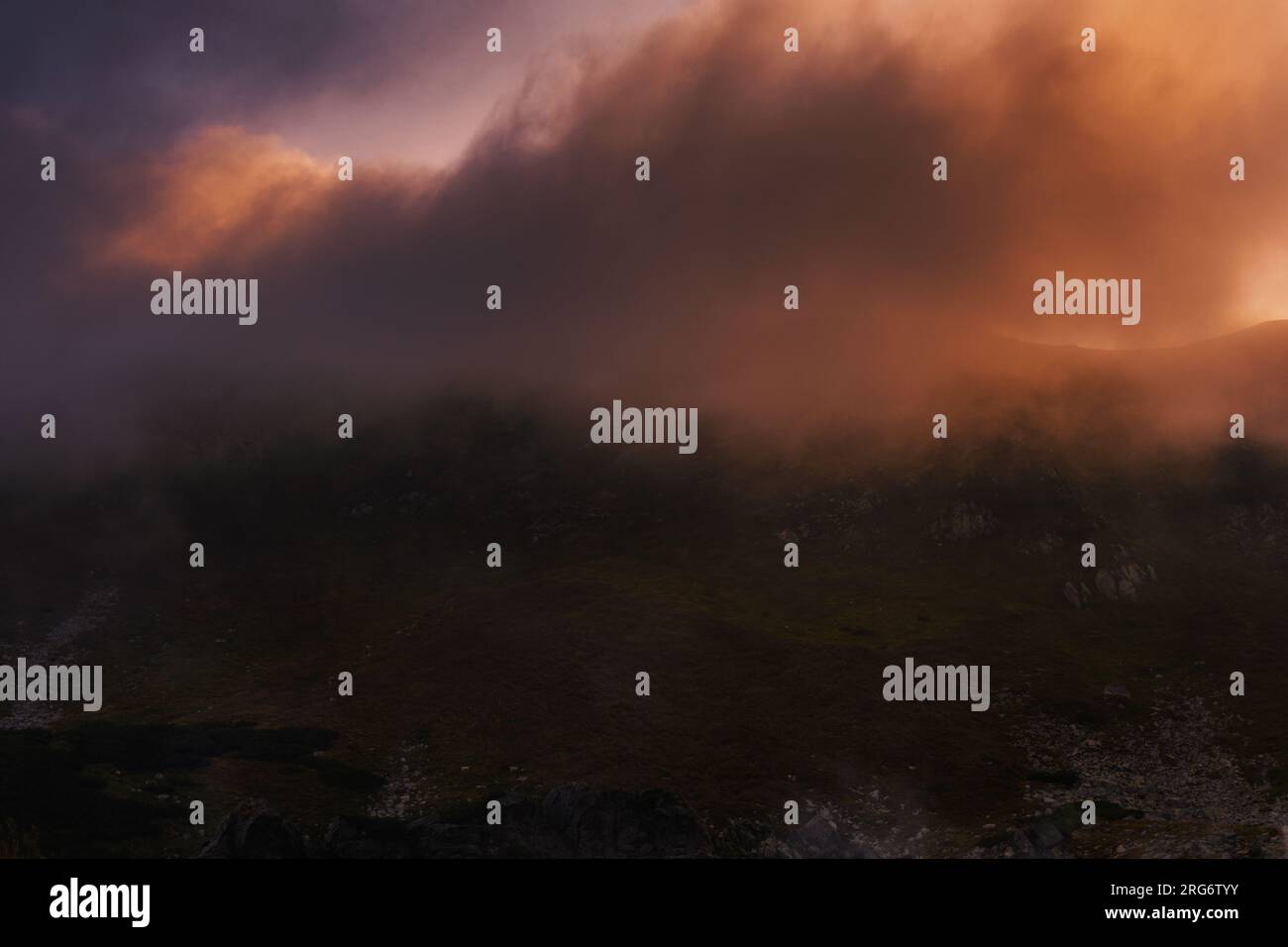 Beautiful epic sunset sky in Mountains Natural background in outdoors ...