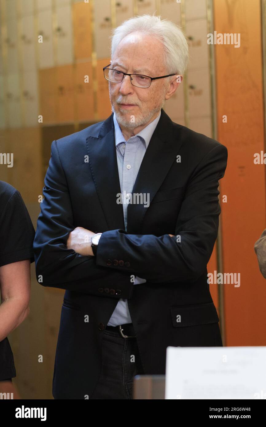 Nobel laureate John Maxwell Coetzee leaves a legacy in the Caja de las ...