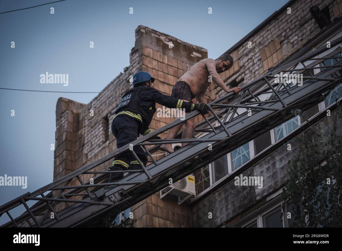 Pokrovsk, Ukraine. 07th Aug, 2023. Ukrainian emergency services respond ...