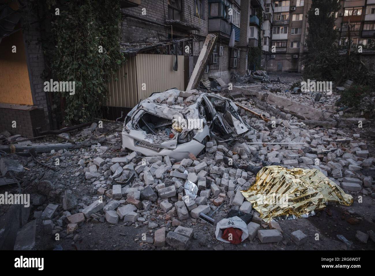 Pokrovsk, Ukraine. 07th Aug, 2023. Ukrainian emergency services respond ...