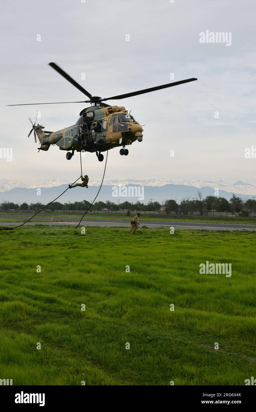 Fast rope evolution hi-res stock photography and images - Alamy