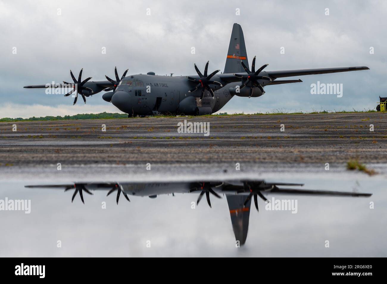 A C-130 Hercules Aircraft assigned to the 182nd Airlift Wing, Illinois ...