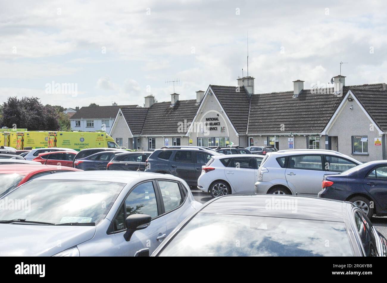 National Ambulance Service. Limerick. Ireland Stock Photo - Alamy