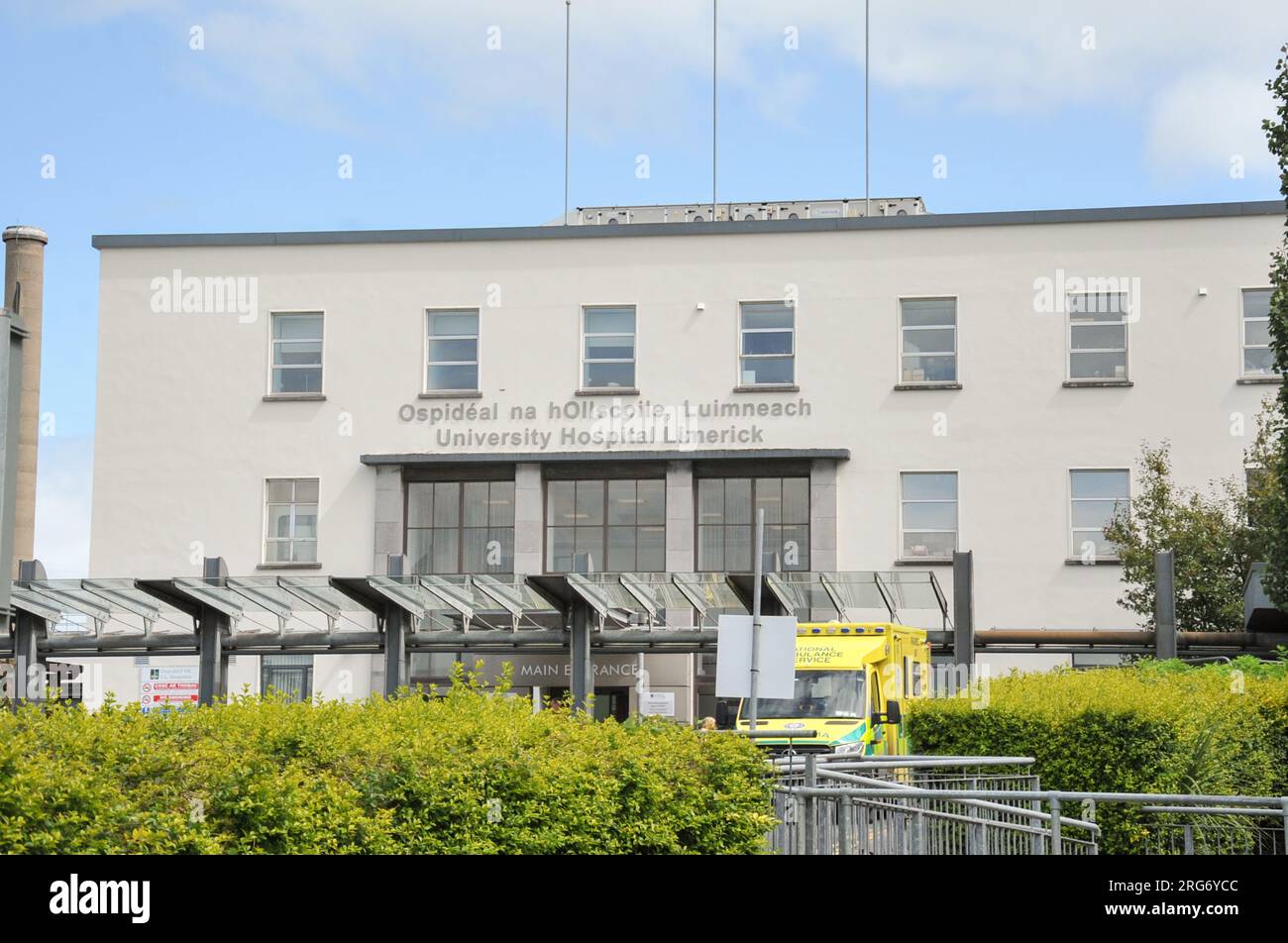 University Hospital Limerick. Ireland Stock Photo - Alamy