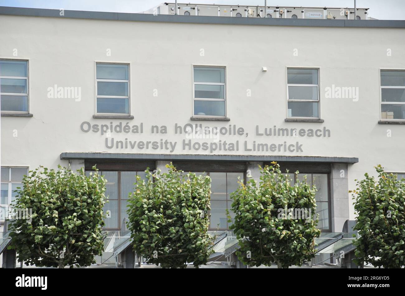 University of limerick hi-res stock photography and images - Alamy