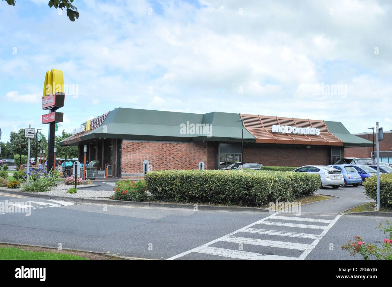 Mcdonalds ireland hi-res stock photography and images - Alamy