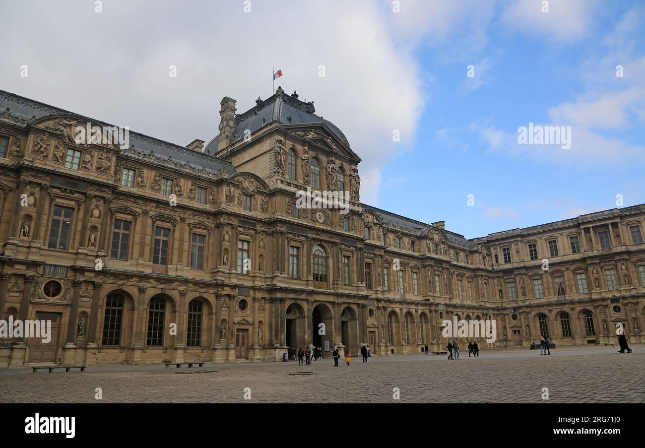 Cour Carree of The Louvre - Paris, France Stock Photo - Alamy